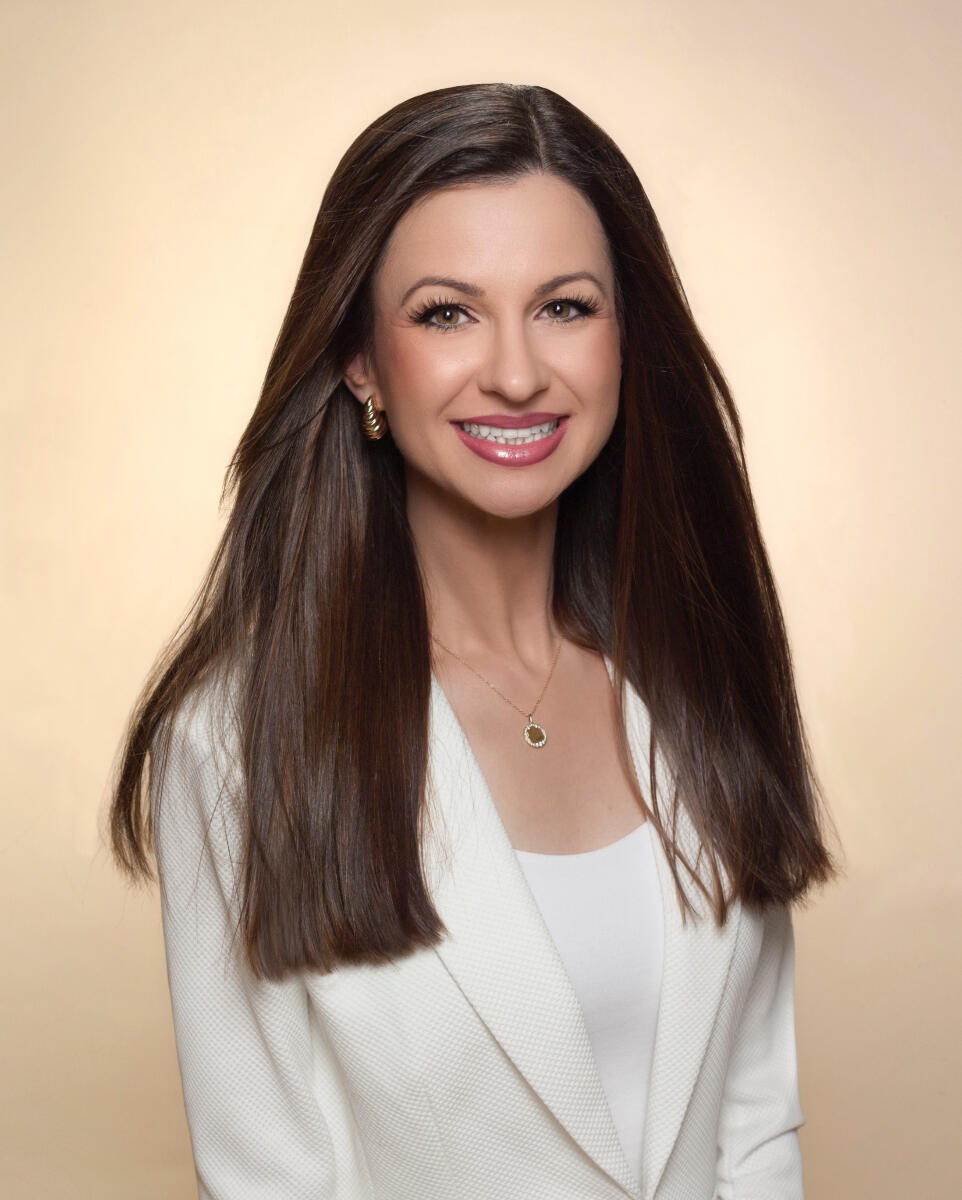 Jessica Zavari, Realtor